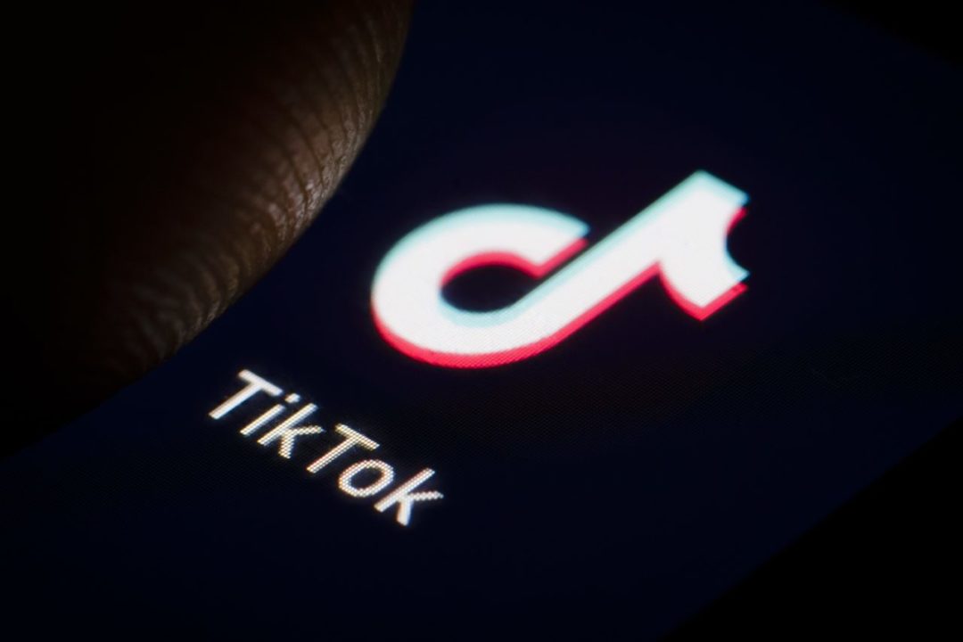 Qué significa doxear a alguien en TikTok